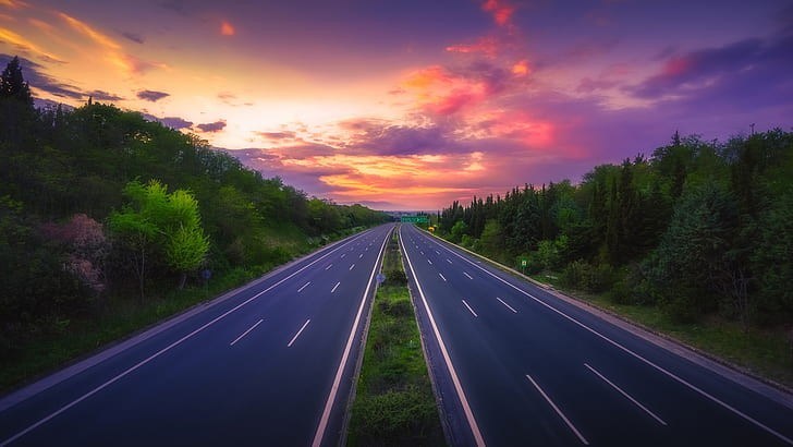 Jalan Tol di Indonesia: Sejarah, Daftar, dan Tips Berkendara yang Aman ...