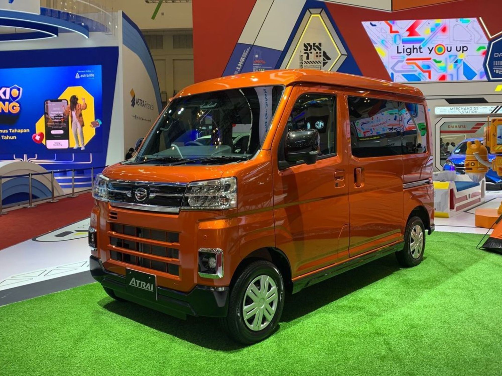 Daftar Mobil Bekas Murah di Kediri, Bisa DP 0%! - Setir Kanan