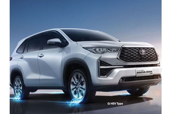 Ingin Beli Innova Zenix Bekas? Intip Spesifikasinya & Harganya! - Setir ...