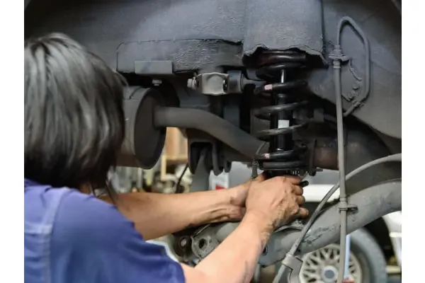 Sparepart Shock Absorber Mobil: Pengertian dan Cara Kerjanya - Setir Kanan