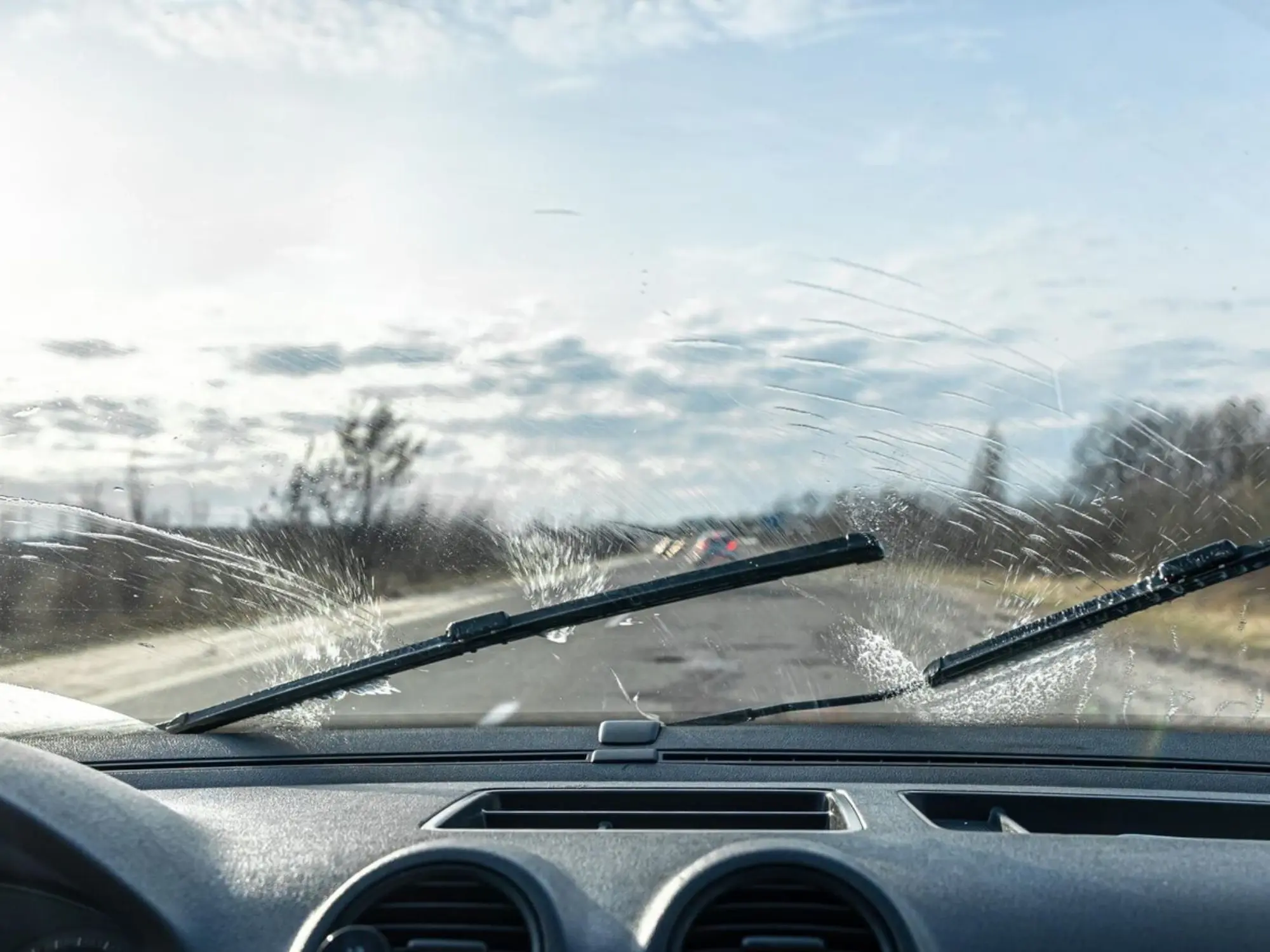 Ban Mobil Aus? Ini 6 Ban Mobil Terbaik Di Indonesia! - Setir Kanan