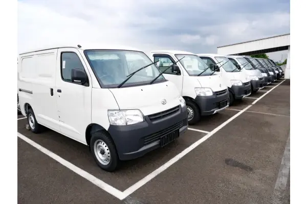 7 Rekomendasi Mobil Van Terbaik di OLX Autos, Nyaman Buat Lebaran ...