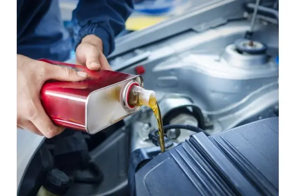 Rekomendasi Merk Oli Transmisi Manual Terbaik dan Fungsinya - Setir Kanan