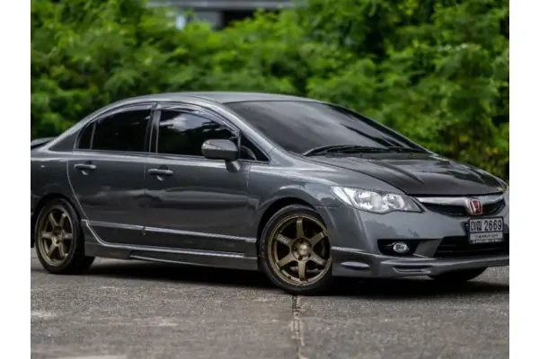 Honda Civic FD, Sedan Lawas yang Masih Ganteng - Setir Kanan