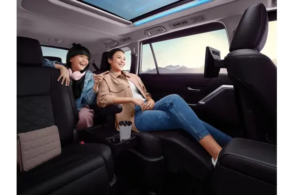 Berapa Konsumsi BBM Innova Zenix Hybrid? Cek di Sini! - Setir Kanan