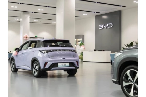 Mobil Listrik BYD di Indonesia, Kamu Pilih Mana? - Setir Kanan